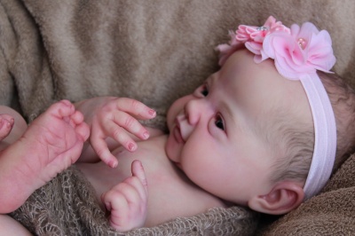 RILEY Full Bodied Silicone Like Vinyl Doll Kit - Tinkerbellcreations.co.uk